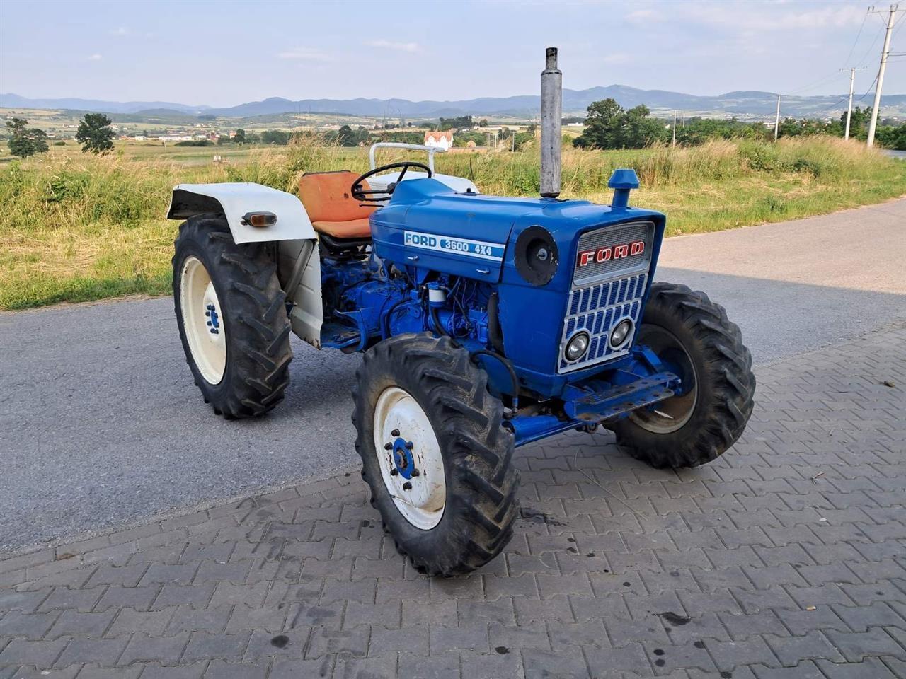 Ford 3600 4x4 ne gjendje shum te mir bojm ndrrim | Besianë Ford 3600 4x4 ne gjendje shum te mir bojm ndrrim | Besianë