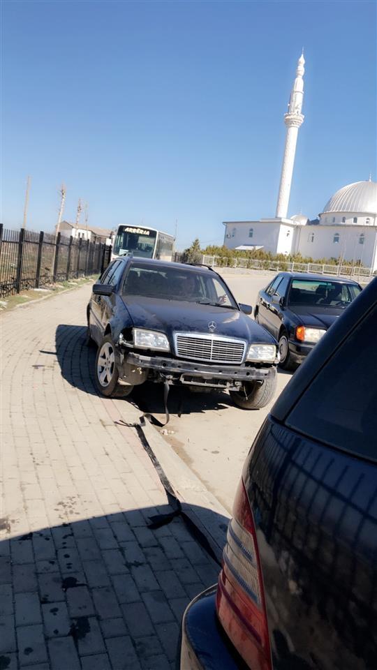 Mercedes Per Pjese Fushë Kosovë
